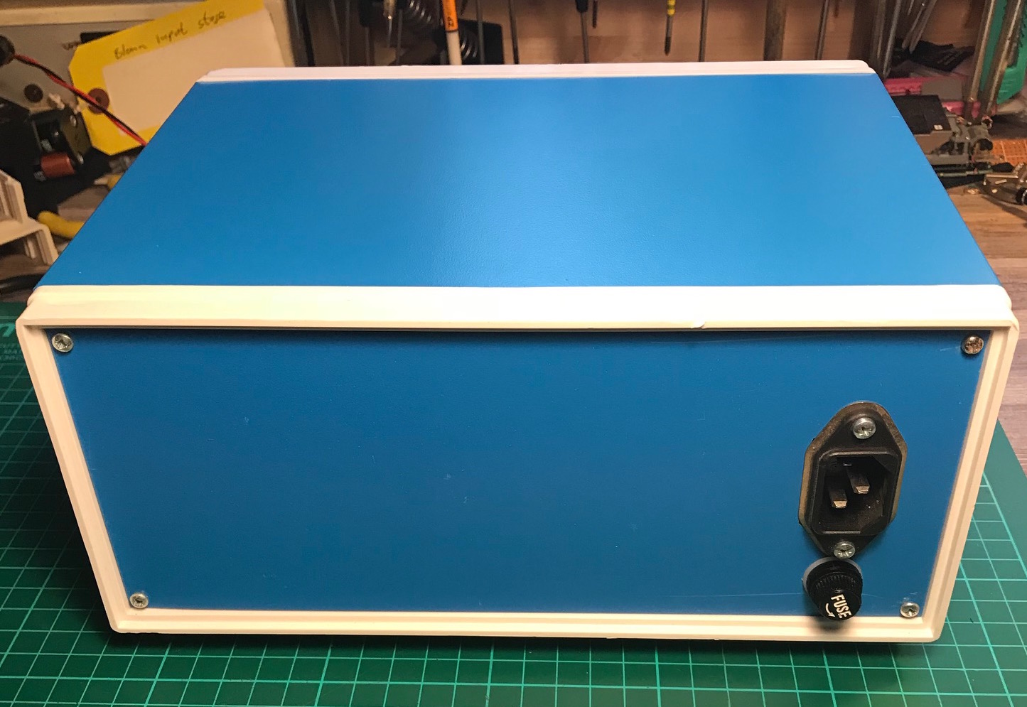 DIY Isolation Transformer | Sainttronics Blog