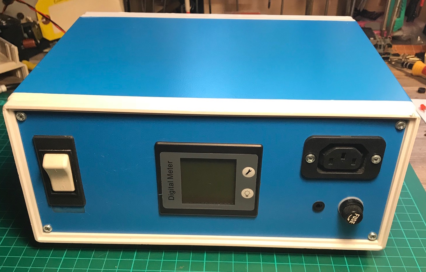 DIY Isolation Transformer | Sainttronics Blog